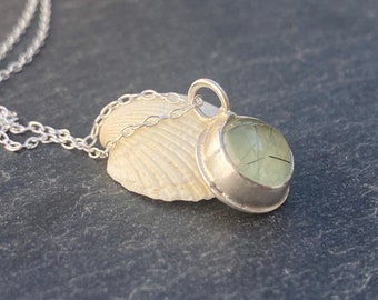 Lonely cove jewellery store