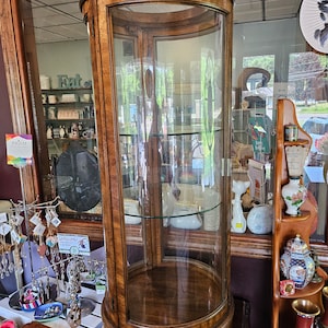 Weiman Curved Glass Curio Cabinet - Local Pickup Only in Clarence, NY ...