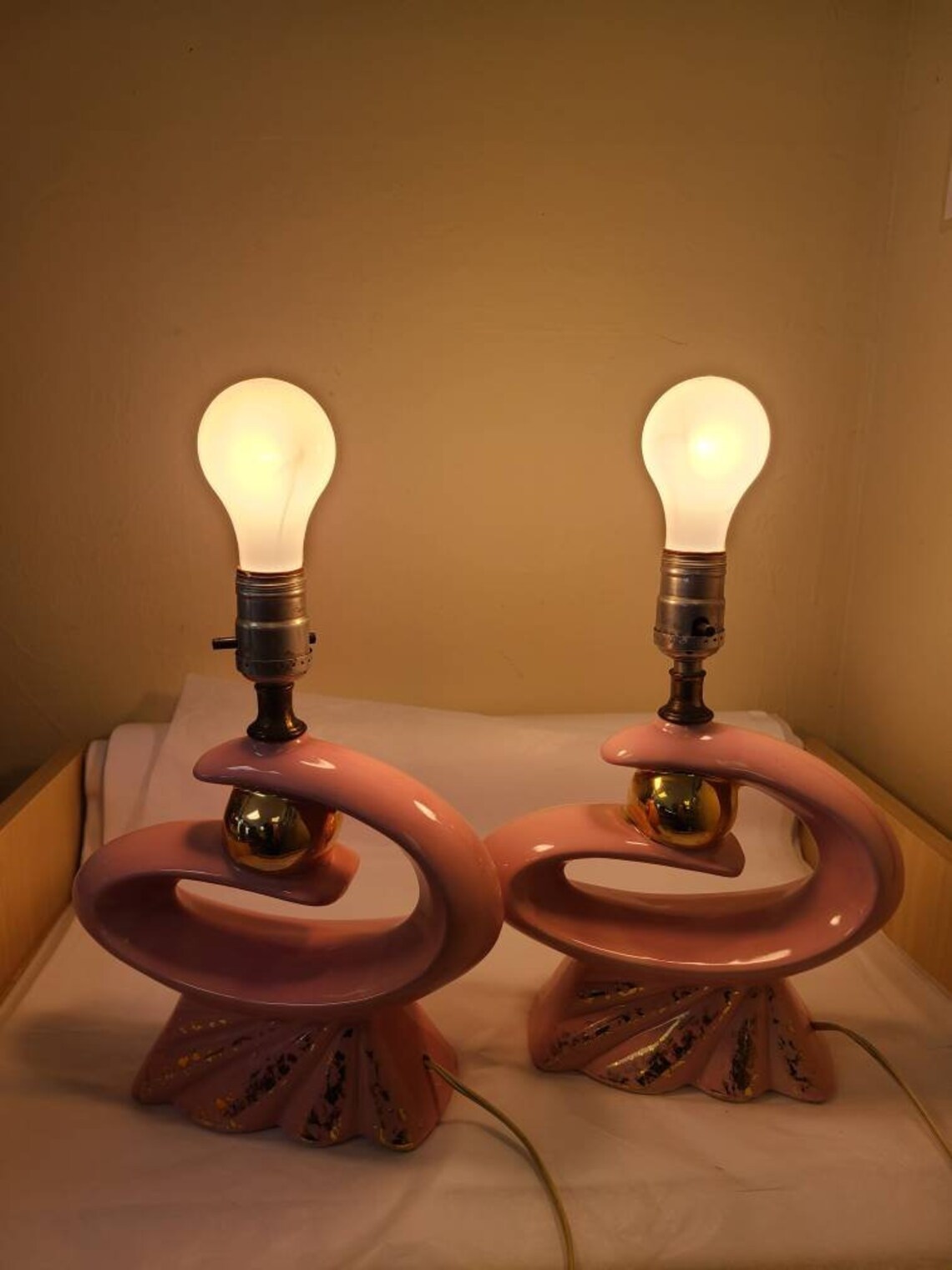 Mid Century Pink Retro Boudoir Lamps - Etsy