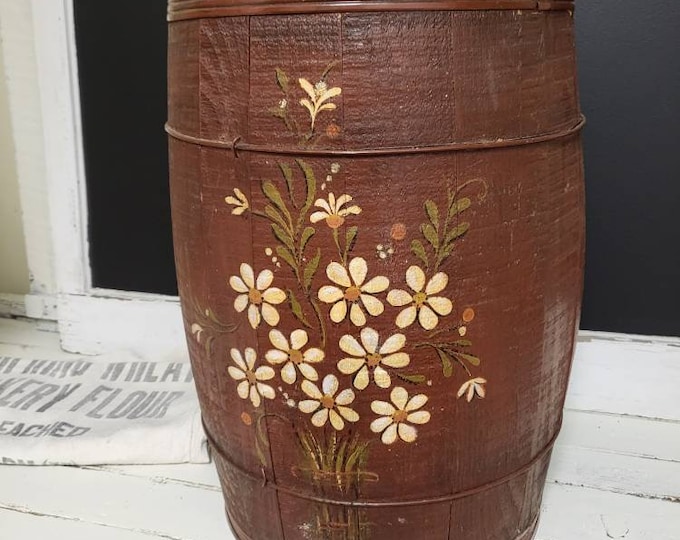 Vintage Painted Small Wood Barrel - Etsy