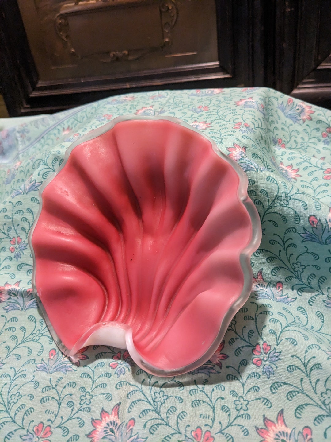 FREE SHIPPING- Vintage Fenton Satin Custard Glass Vanity Trinket Dish ...