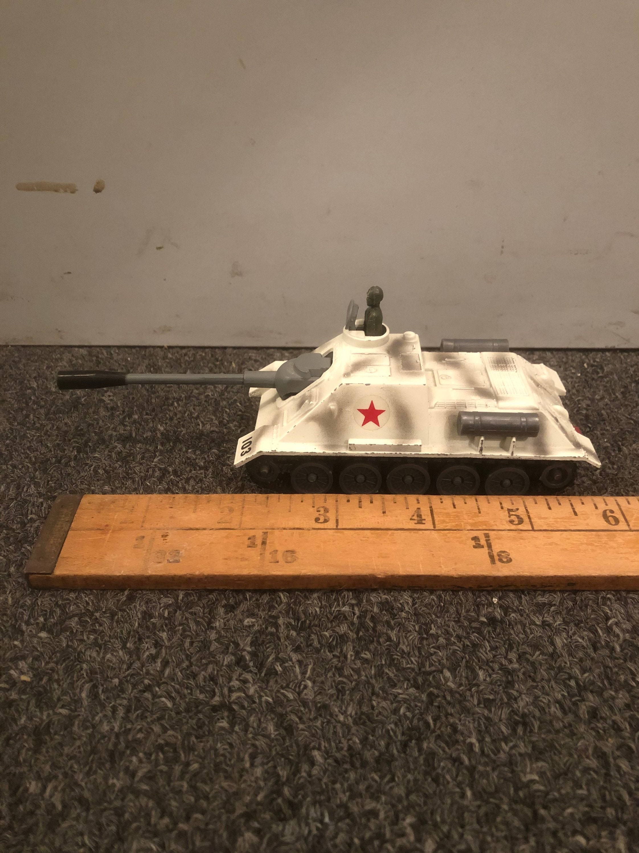 FREE SHIPPING/ Corgi Toys Russian Medium Tank-SU-100 | Etsy