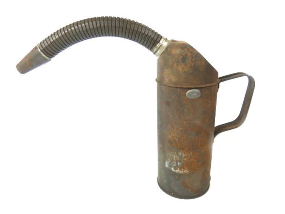 Vintage Rustic Oil Can Mechanic Collectors Gift Vintage Retro Design ...