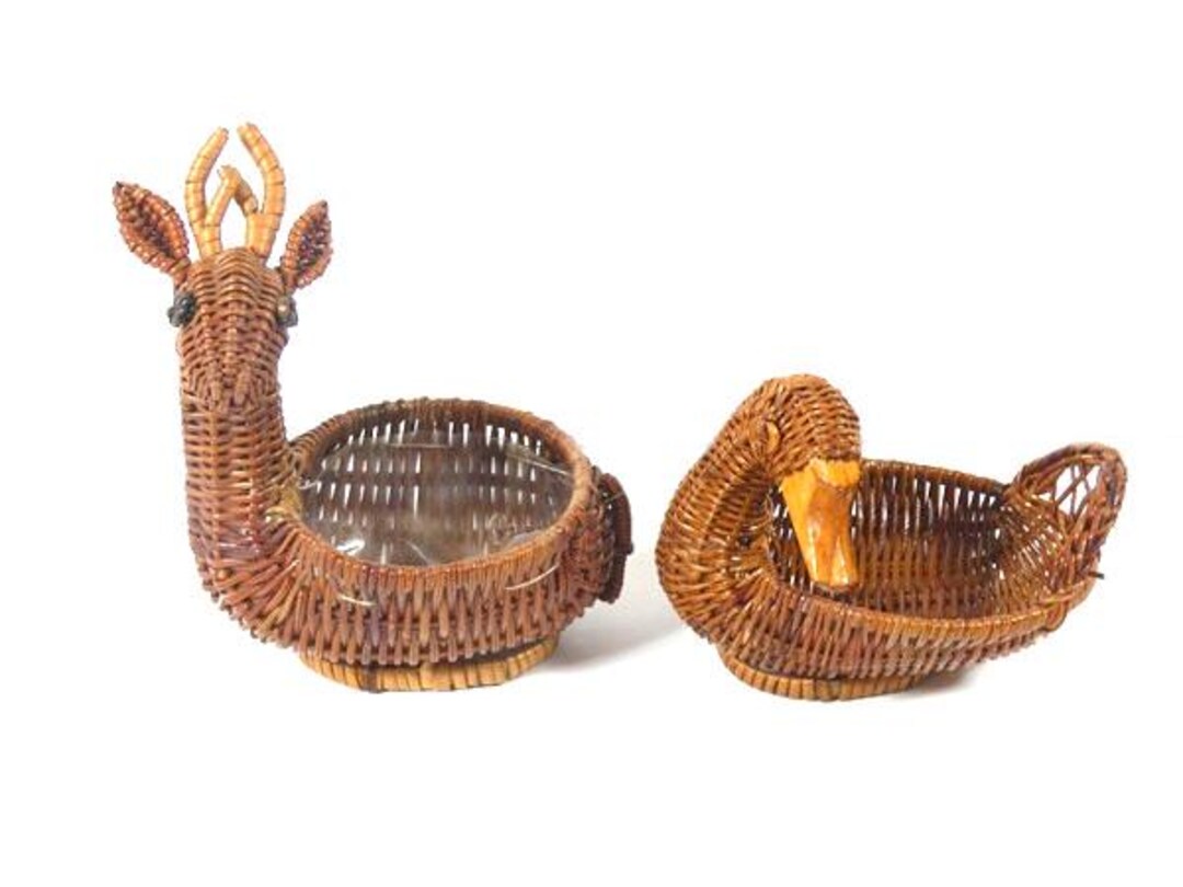 1 Vintage Deer or Duck Wicker Basket Vintage Wicker Deer Basket ...