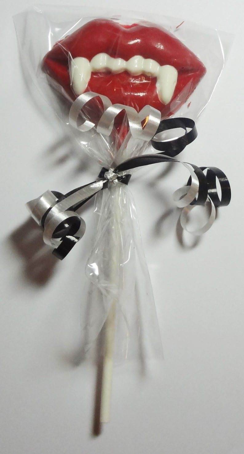 12 White Chocolate Vampire Lips Teeth Lollipops Red Gift Photo Prop ...