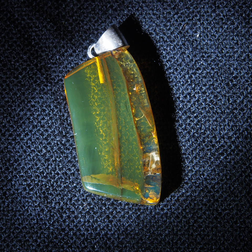 Colgante de corte de ámbar mexicano con plata Bail Medium | Etsy