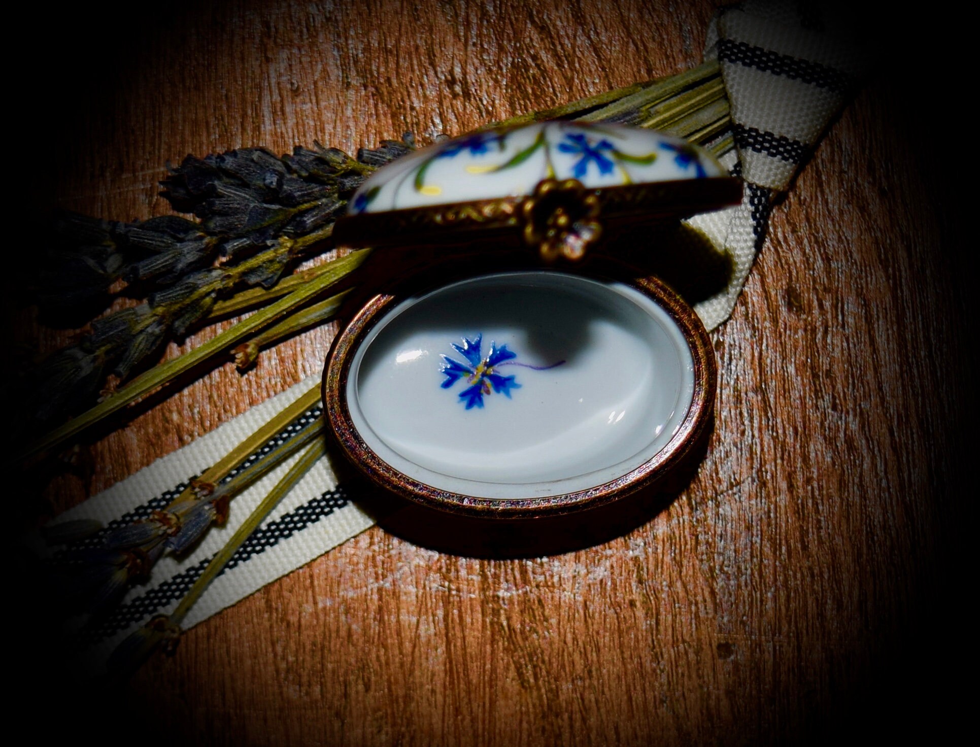 Vintage French Limoges Box With Floral Design. Sku: L296 - Etsy