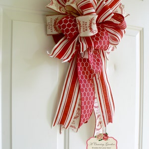 Farmhouse Style Ivory and Red Door Bow, Country Style Red Bow, French ...