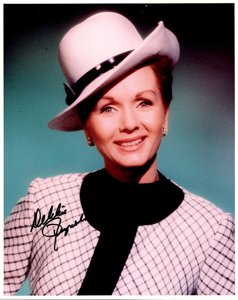 Debbie Reynolds Autographed Hand Signed Hollywood Movie 8x10 Photograph ...