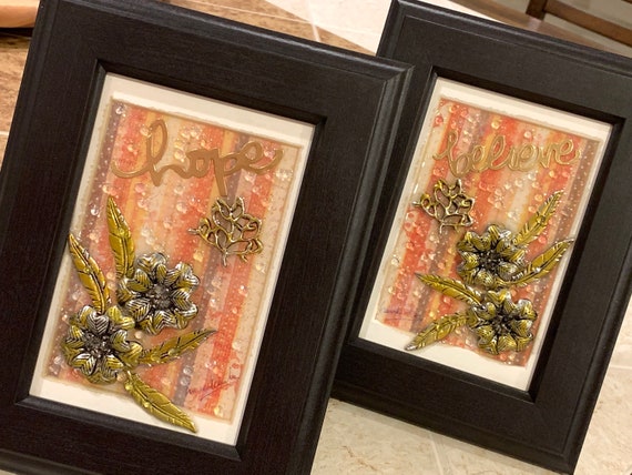 Home & Living Home Décor Multimedia flowers with glass and resin wall ...