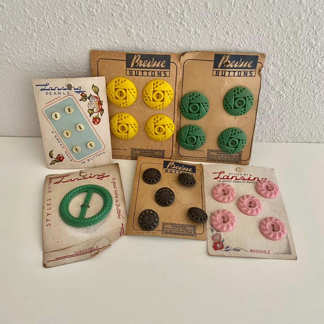 Vintage Lansing and Prevue Buttons on Original Card Backs Circa 1930 ...
