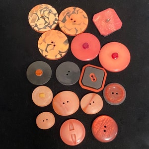 Group of Vintage Plastic Buttons in Shades of Corals and Peaches - Etsy