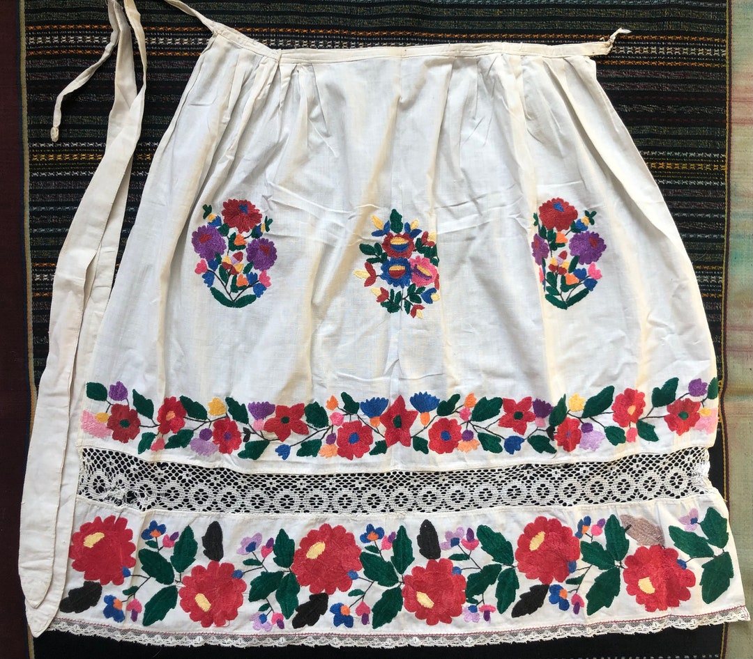 Ukrainian National Antiques Embroidered Apron 1930-1950 Volyn Ukraine ...