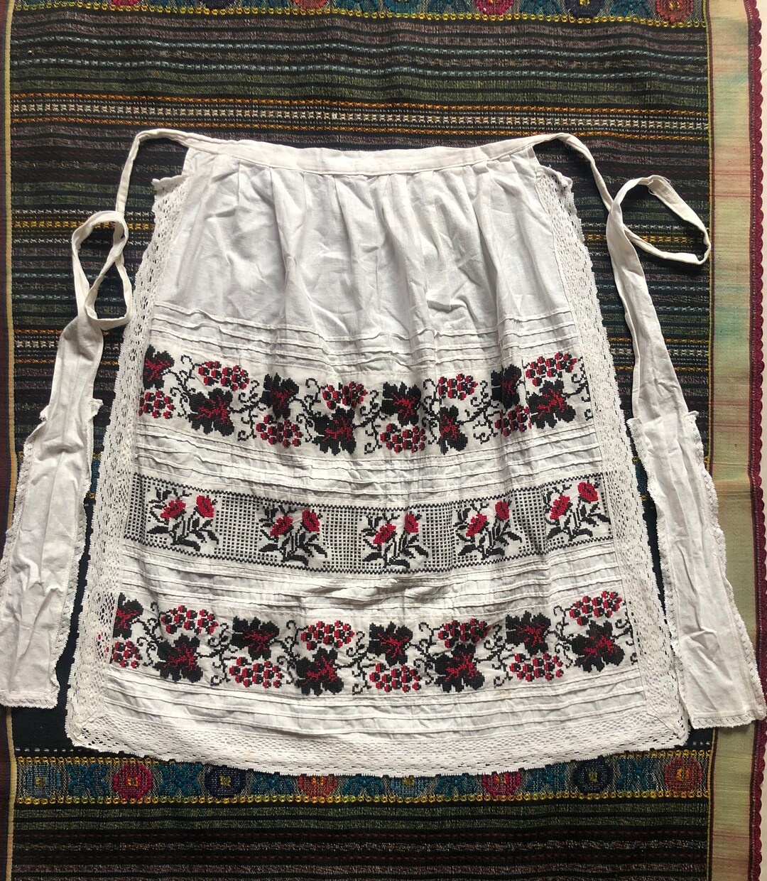Ukrainian National Antiques Embroidered Apron 1930-1950 Poltava Ukraine ...