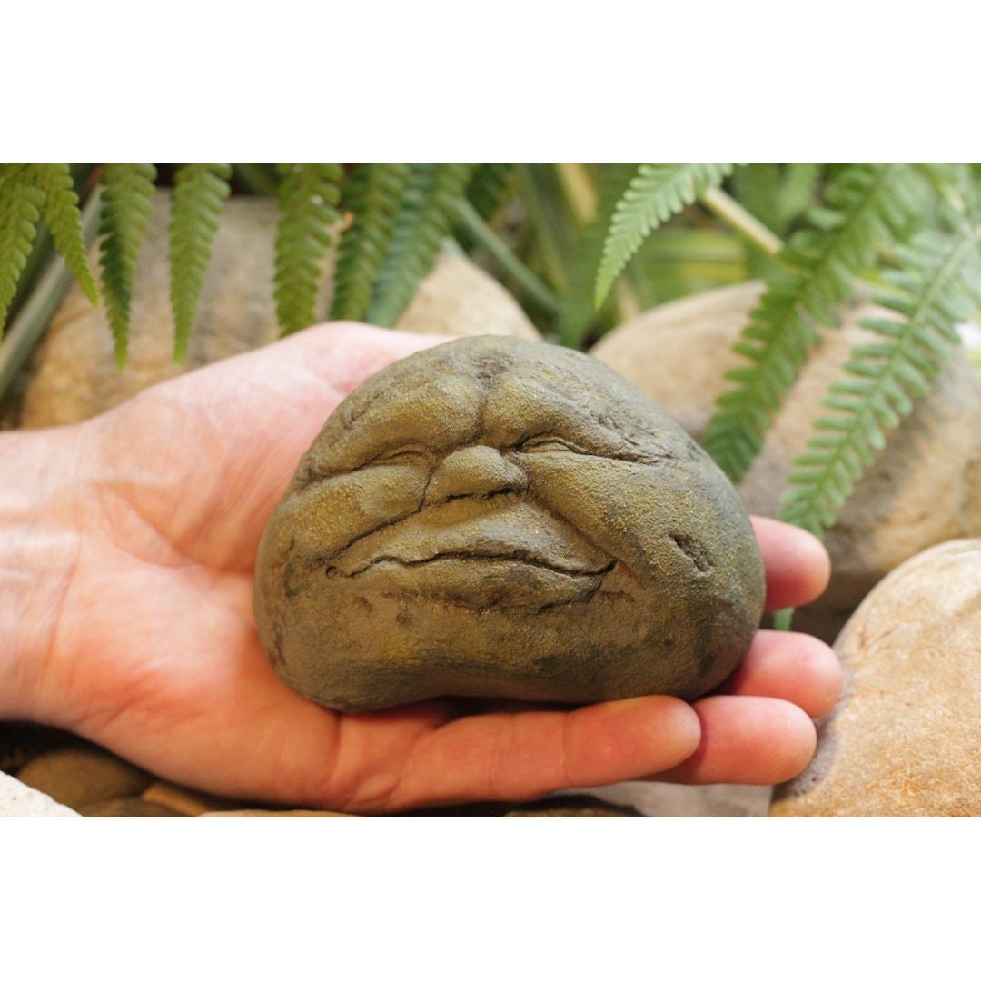 Snoozing Stones - ‘droopy’ Outdoor Stone Effect Sleeping Character ...