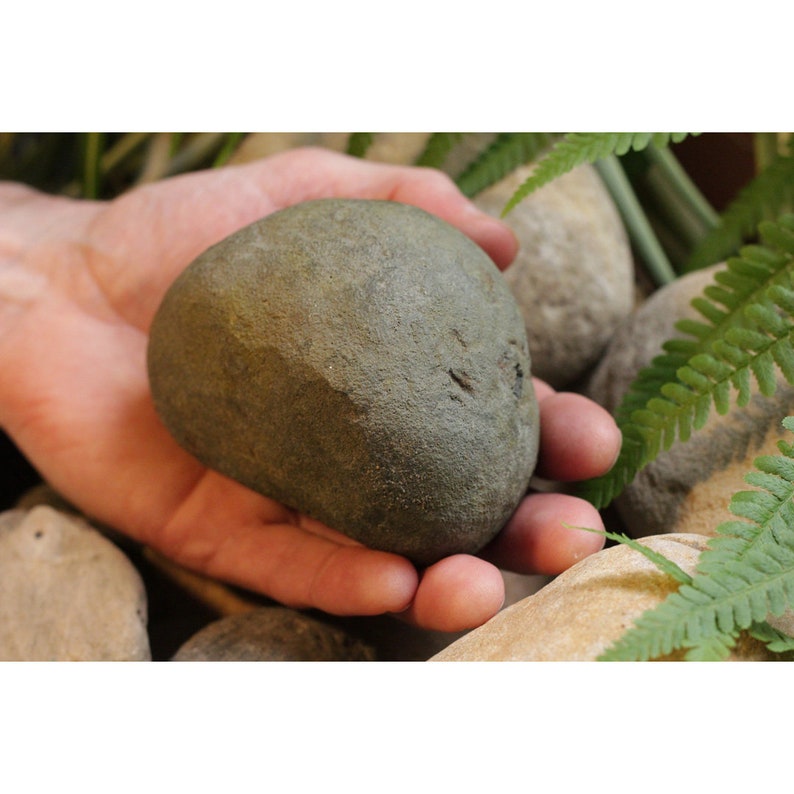 Snoozing Stones droopy Outdoor Stone Effect Sleeping | Etsy