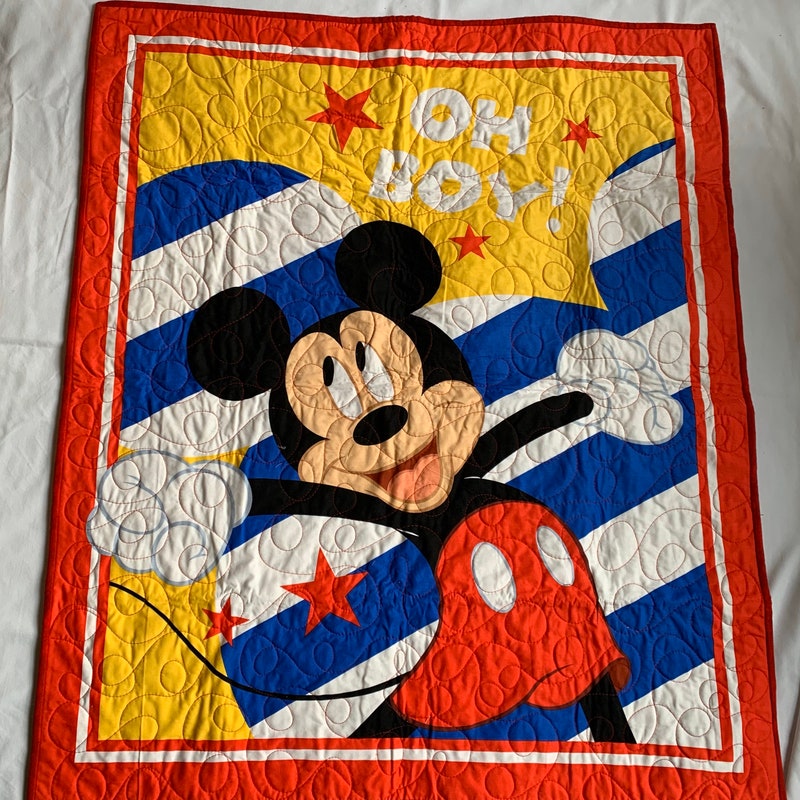 Mickey Mouse Quilt - Etsy