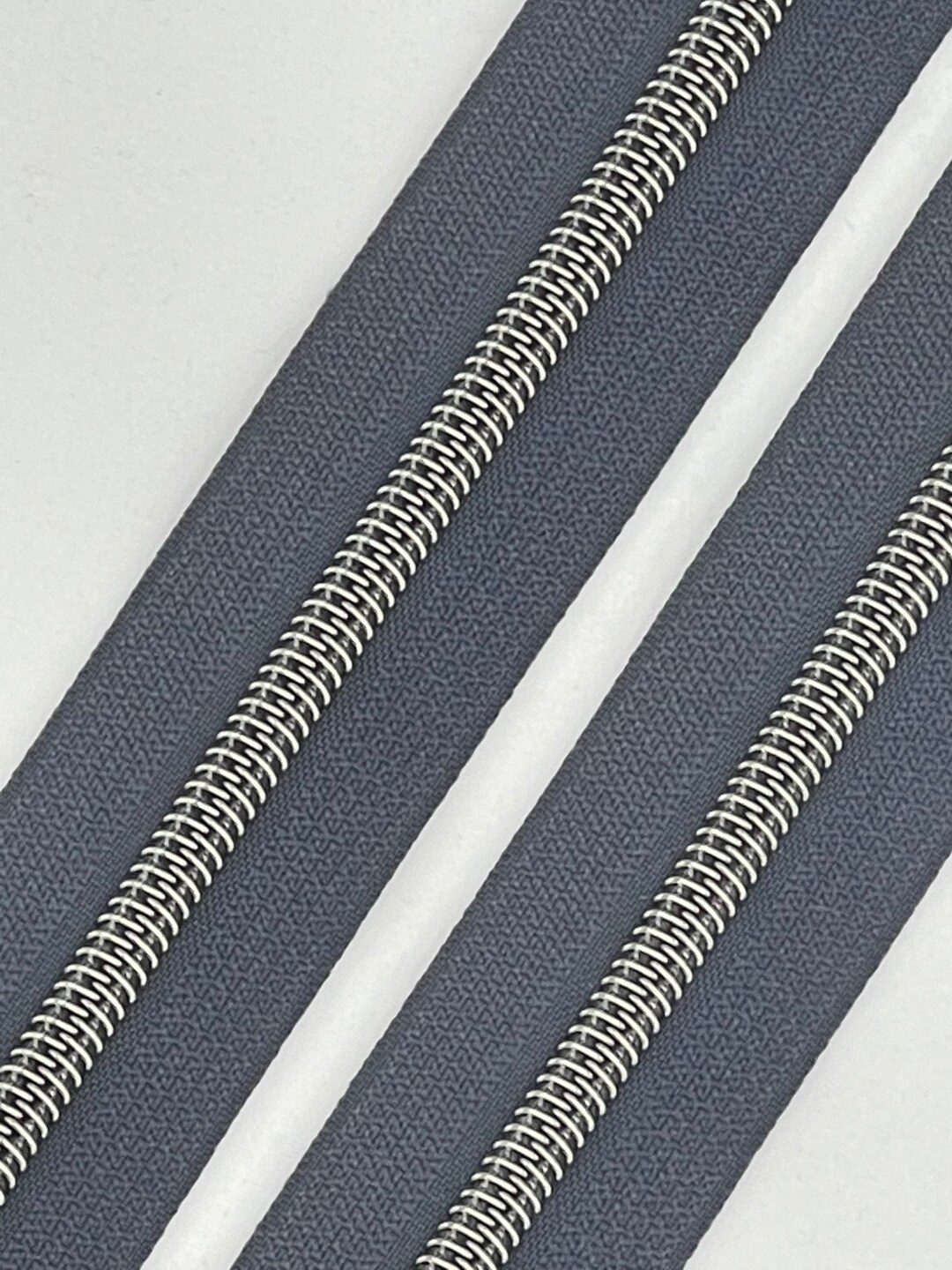 Navy Blue Zipper Tape With Gunmetal Nylon Coil size 5 Zipper by the ...