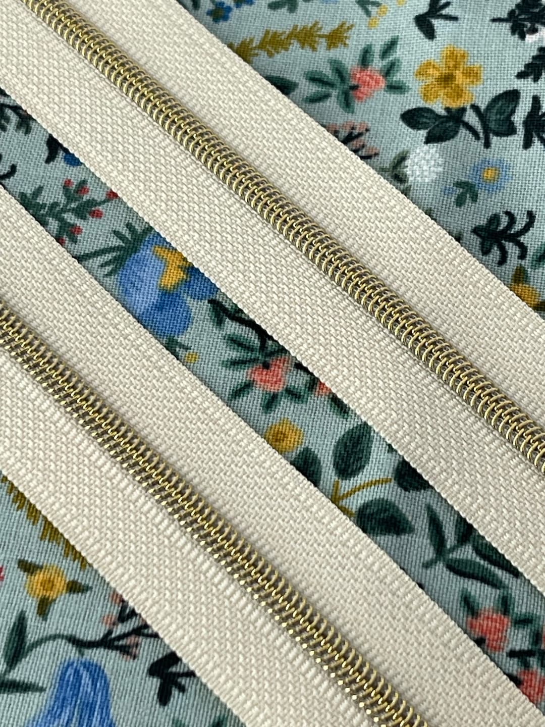 Size #3 | French Vanilla Zipper Tape With Gold Nylon Coils | Zipper by ...