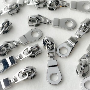 Pearl Gray Zipper Tape With Silver Nylon Coils | Size #5 | Zipper by ...