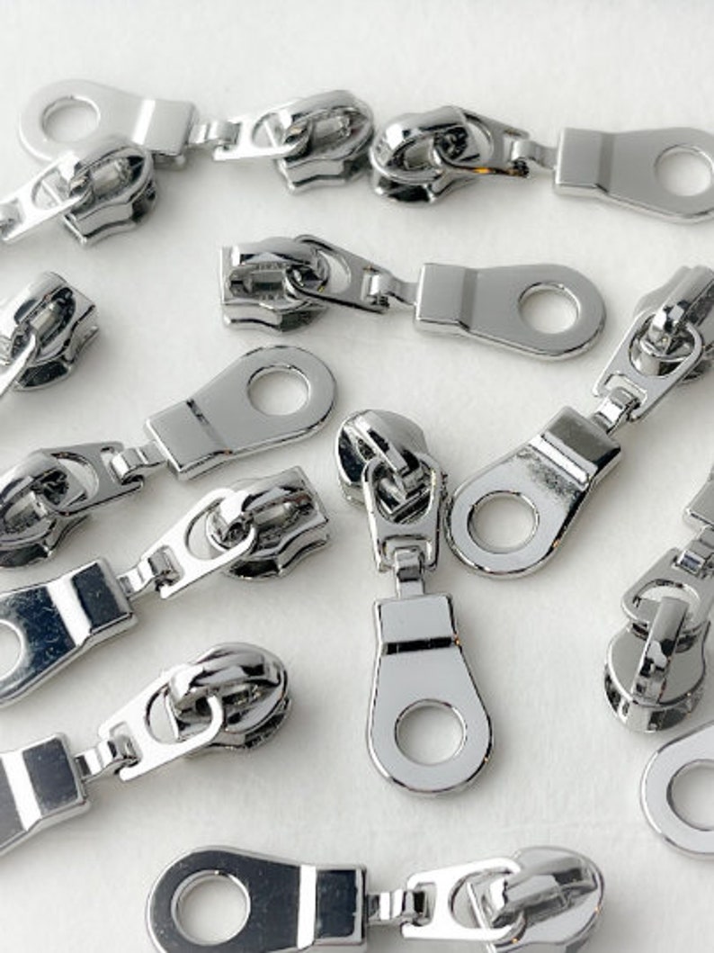 Pearl Gray Zipper Tape With Silver Nylon Coils | Size #5 | Zipper by ...