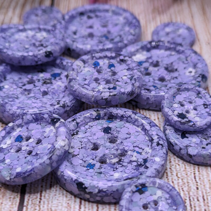 Violet Buttons - Etsy