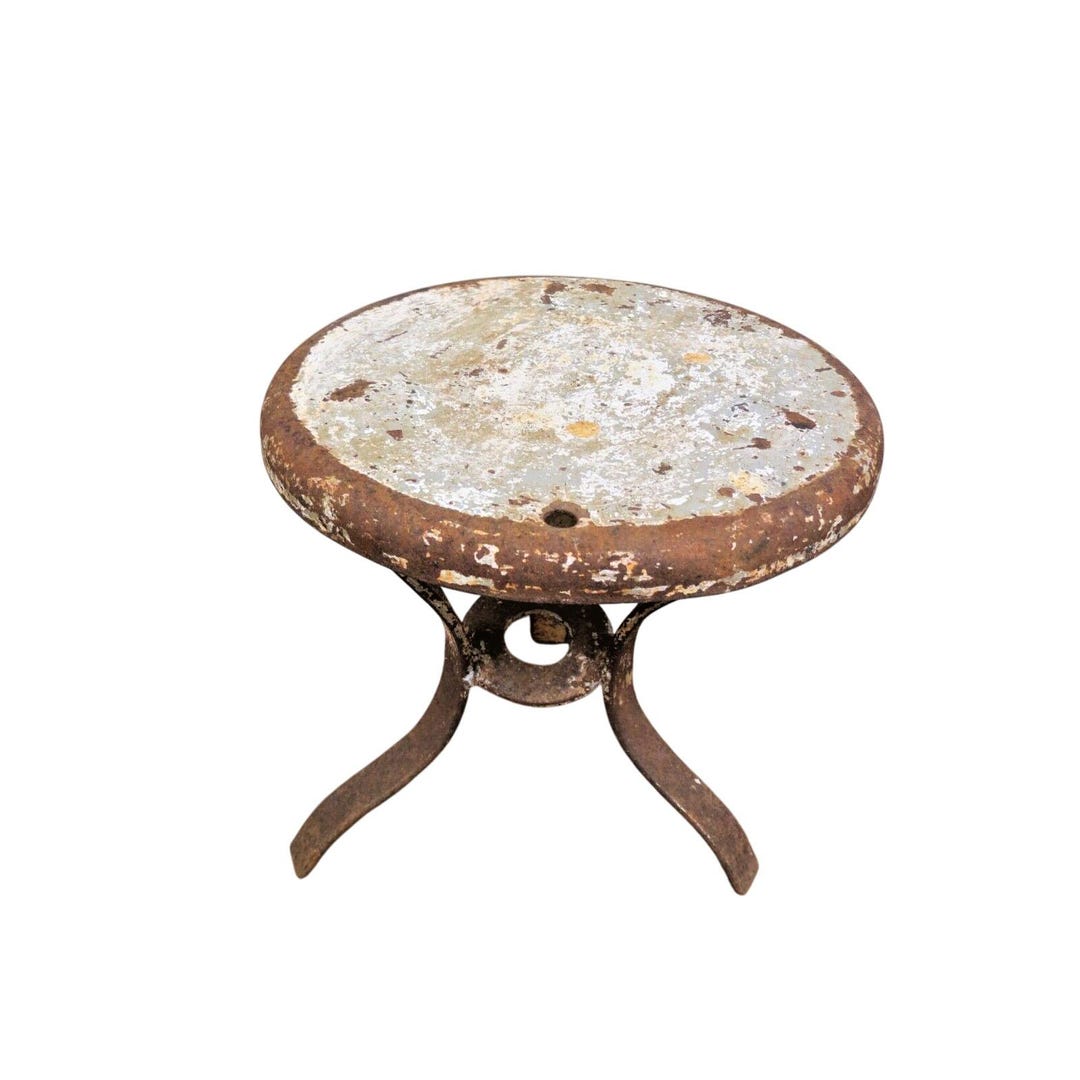 Vintage Metal 3 Legged Dairy Farm Milking Stool - Antique Farmhouse ...