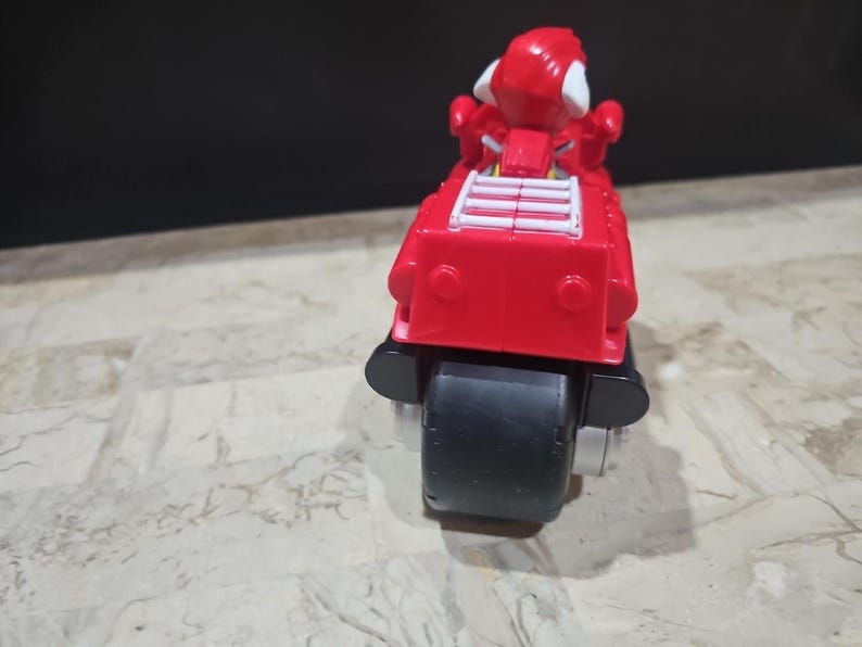 PAW Patrol Moto Pups Deluxe Pull Back Motorcycle Vehicle Marshall Red ...