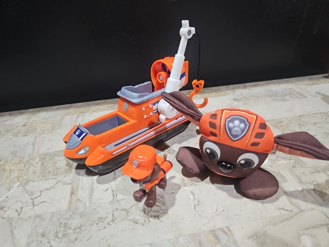 Paw Patrol Toy Zuma Ultimate Rescue Hovercraft Vehicle Figure 3 Pcs Set ...