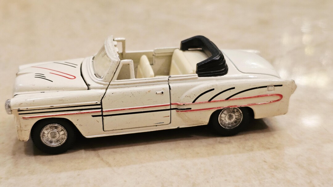 Classic Vintage Welly No.9012 off White 2 Door Convertible Diecast Toy ...