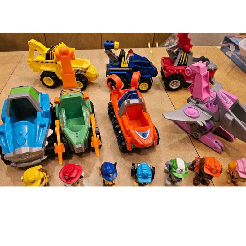 Paw Patrol Dino Rescue Vehicles and Pups Set Bundle Action Figures Toys ...