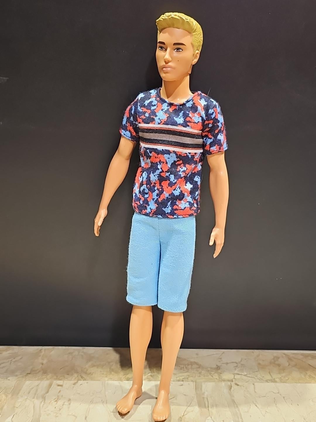 Barbie Ken FASHIONISTAS Doll 2012 Mattel Blonde Tan Colourful Camo Top ...