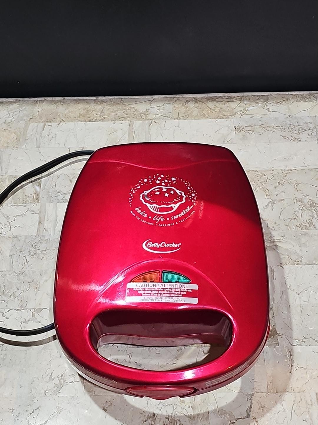 Betty Crocker Mini Pie Factory Maker Baking Pre-owned - Etsy