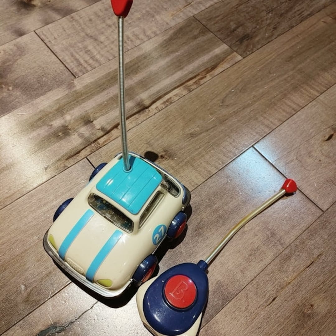 Kids Toy B. Toys – Rally Ripster – One Button Remote Control Light-up ...