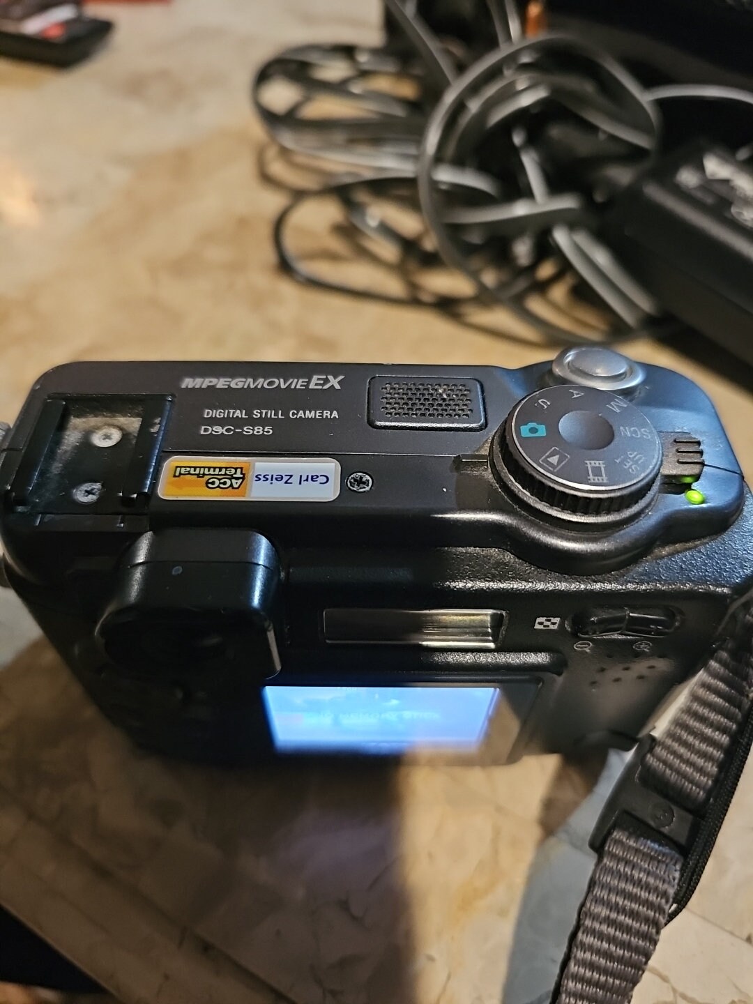 Sony Cybershot DSC-S85 4.1MP Digital Camera 3x Optical Zoom W/ Cable ...