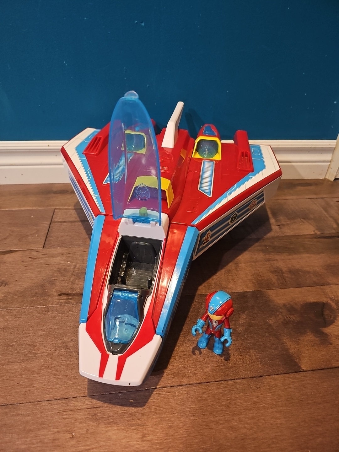 Paw Patrol Super Paws 2-in-1 Transforming Mighty Pup Jet Command Center ...