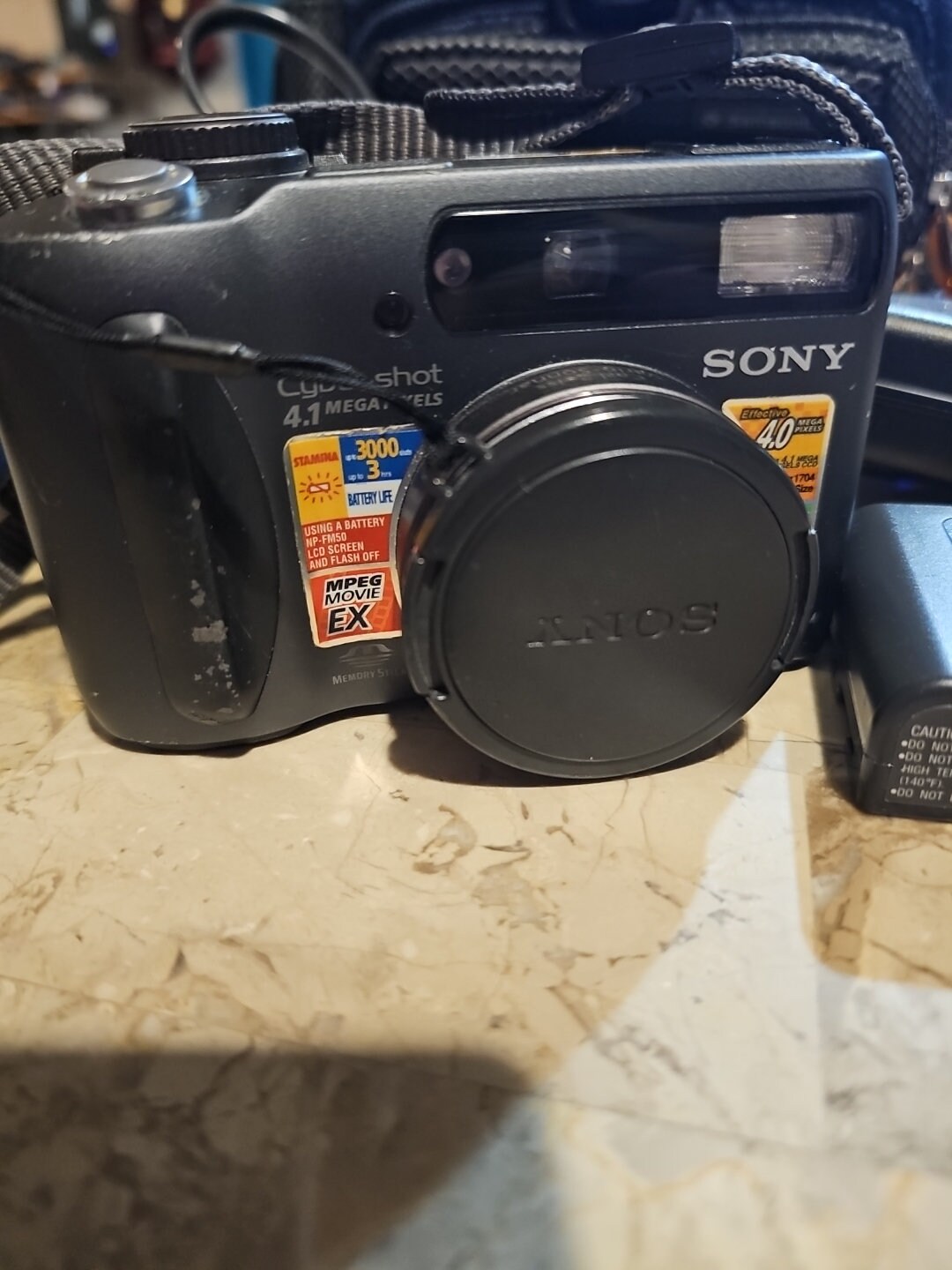 Sony Cybershot DSC-S85 4.1MP Digital Camera 3x Optical Zoom W/ Cable ...