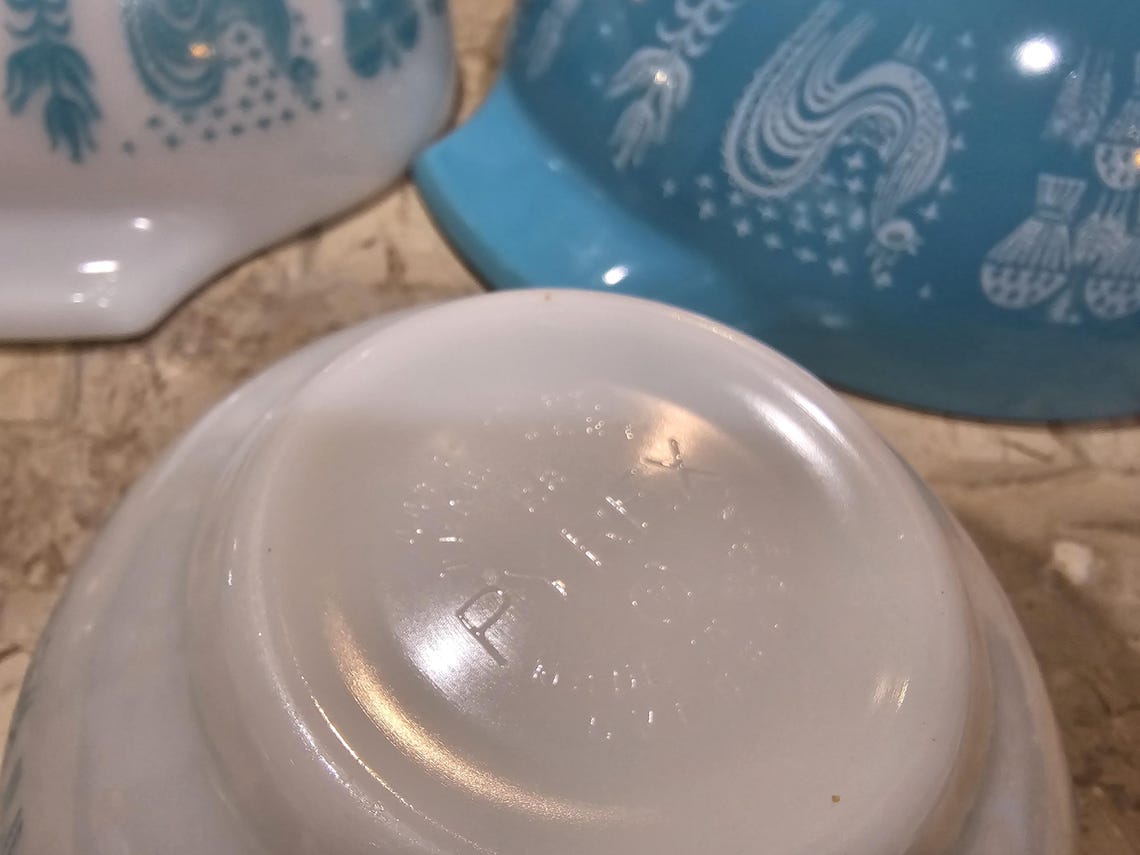 Rare Vintage 50s Pyrex Amish Butterprint Cinderella Bowls, Set of 3 ...