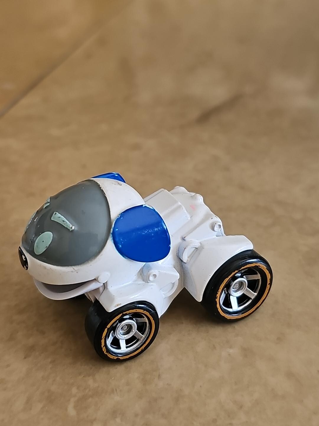 Paw Patrol True Metal Robo Dog Die Cast Car Push Along Vehicle Spin ...