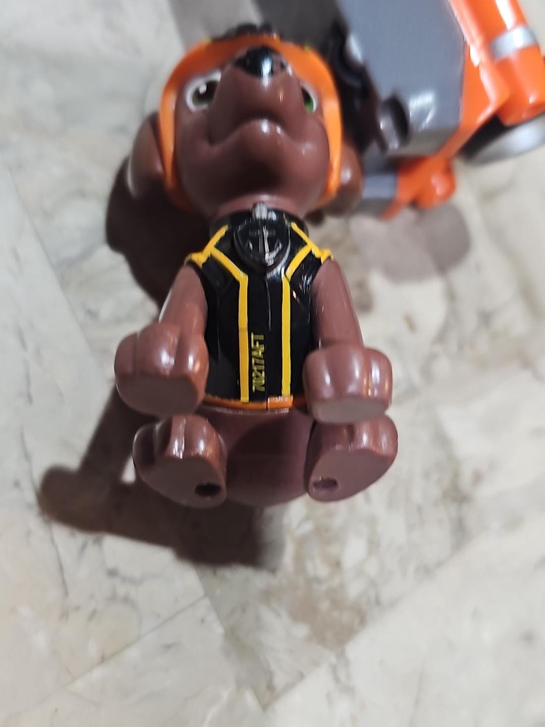 Paw Patrol Mission Paw Zuma Action Figure With Vehicle Hovercraft Spin ...