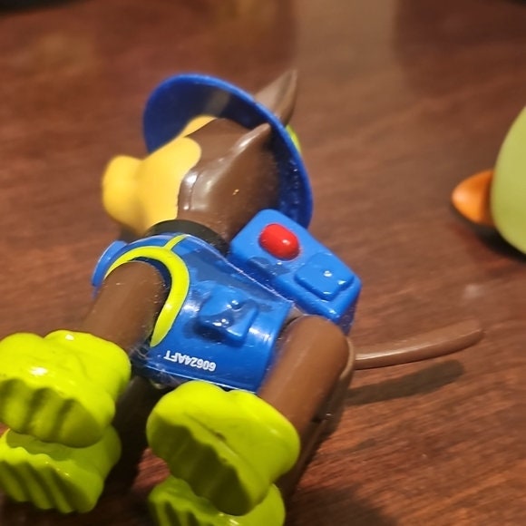 Paw Patrol, Jungle Rescue Tracker and Chase Jungle Cruiser, Vehicle ...