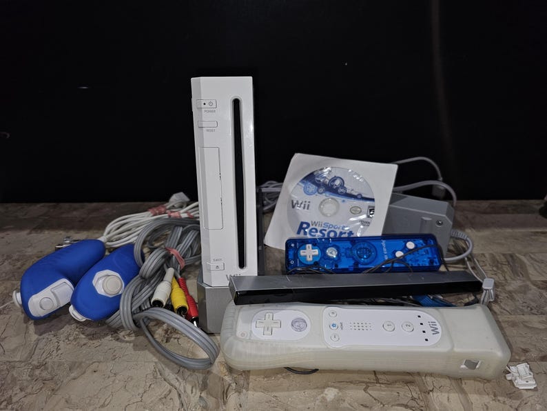 Wii Console With All Peripherals and 2 Controllers, Ready to Play, Wii ...