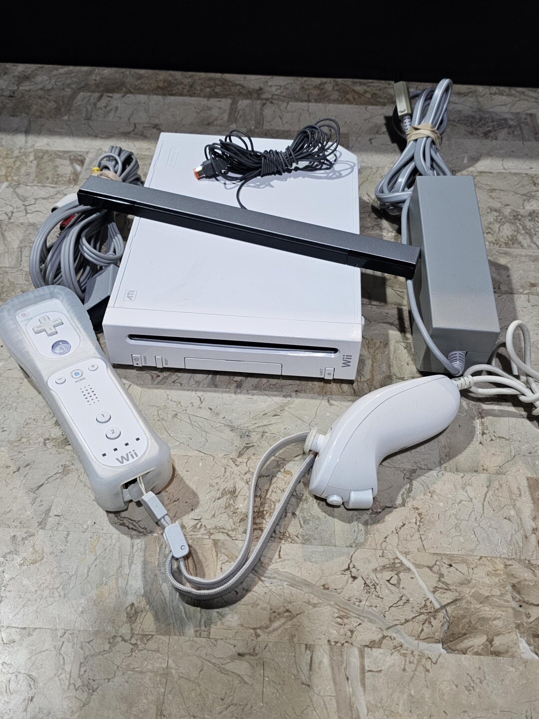White Wii Console System With 1 Controller and Power Cables - Etsy