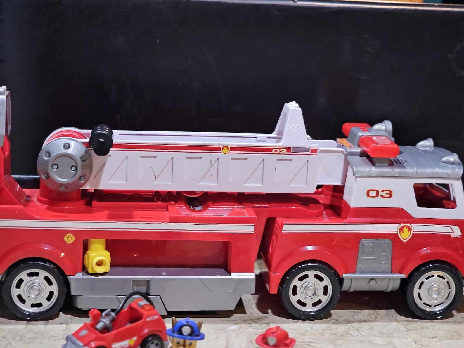 Paw Patrol Marshall Fire Truck Ultimate Rescue Big Truck With Pups ...
