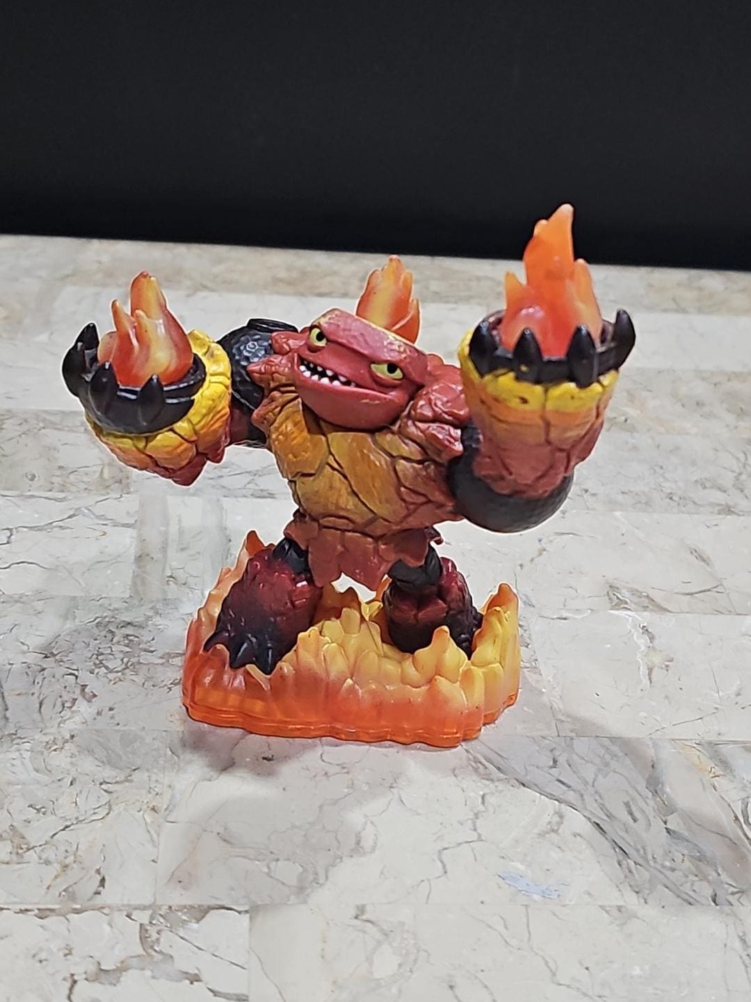 Activision 2012 SKYLANDER Giants- Fire Giant Figure for Nintendo Wii ...