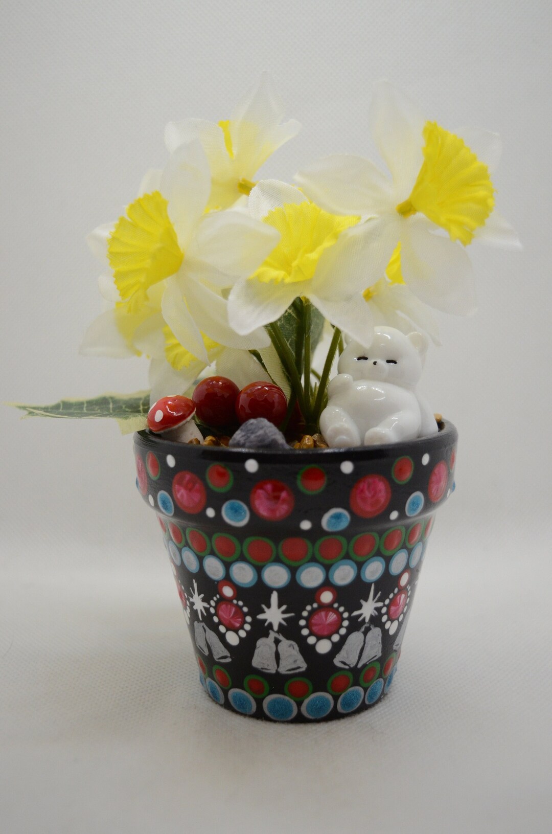Birth Month Dotty Pot - December - Etsy