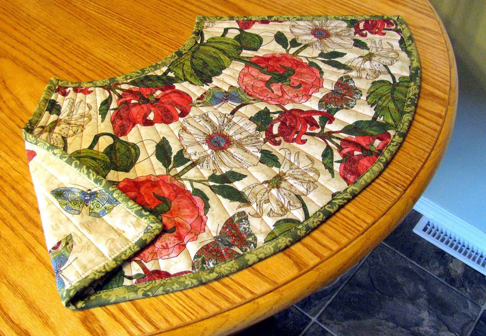 ROUND TABLE Quilted Placemat Patterns for 42 Round Table - Etsy