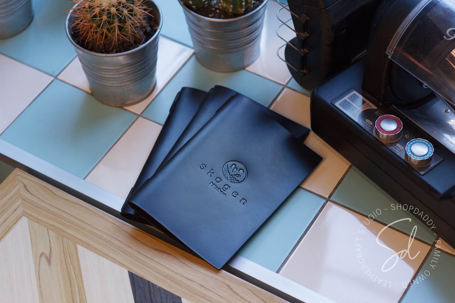 Restaurant Menu Cover Book, Custom Personalized Menu Holders, Leather ...