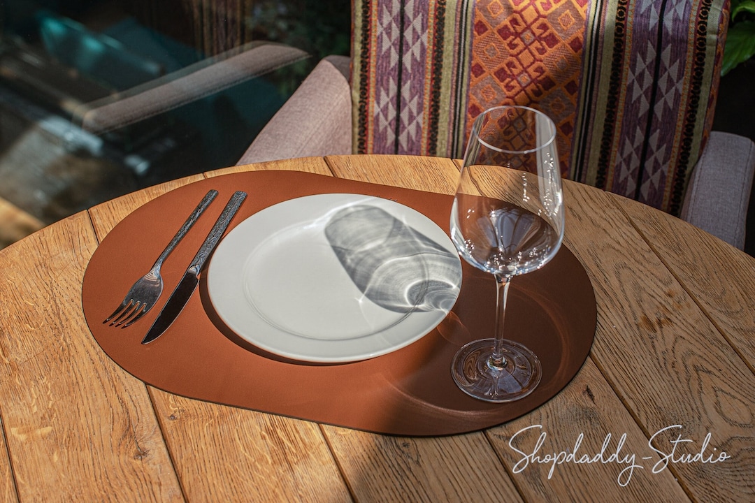 Leather Oval Placemats: Custom Dining Table Mat for Cafe, Bar ...
