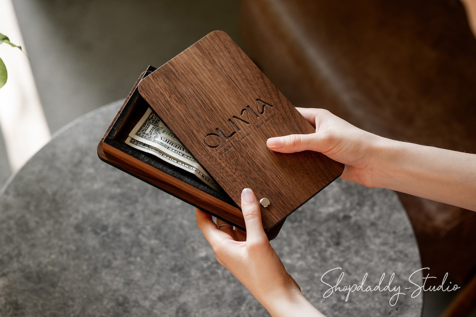 Wooden Check Presenter Box: Custom Bill Holder for Restaurant, Cafe ...